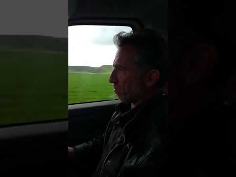 KARSLI APO UÇAK SÜRÜYOR