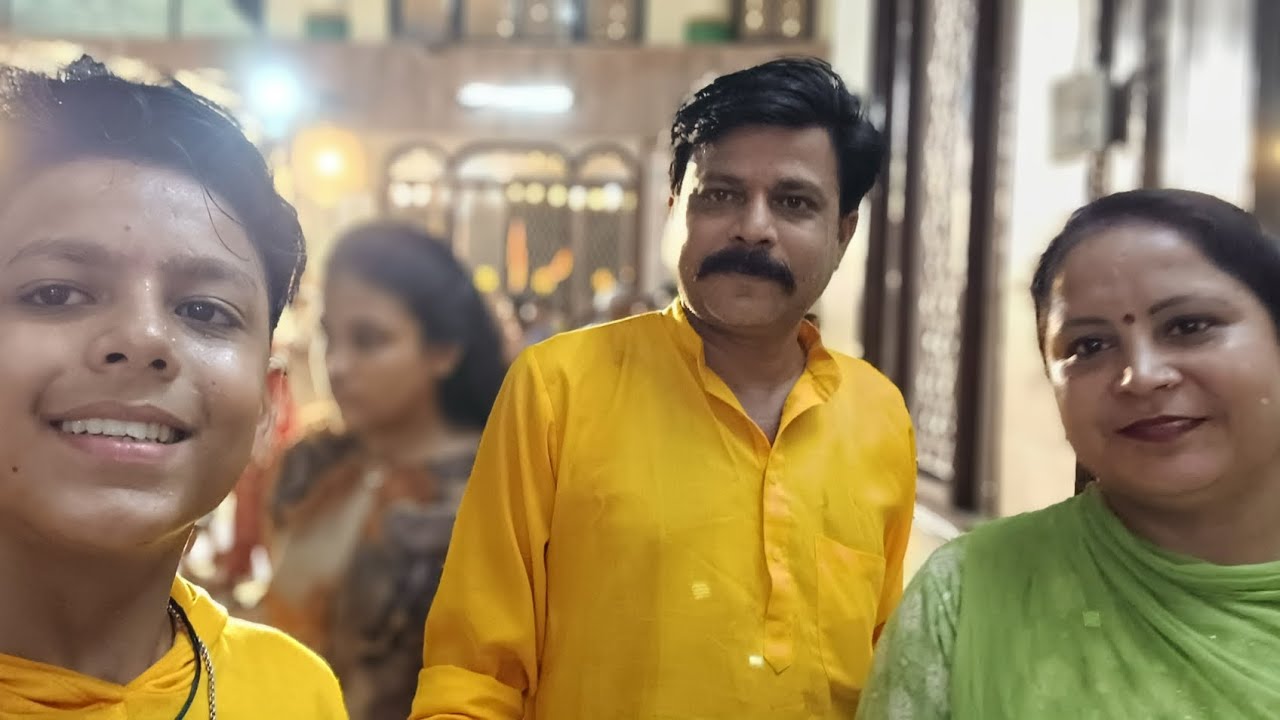 Rakshabandhan pr pouche ogarnath temple itne Takadi bhid - YouTube