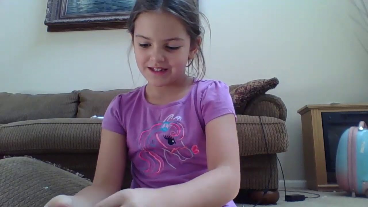 alannah mixing slime with sand - YouTube