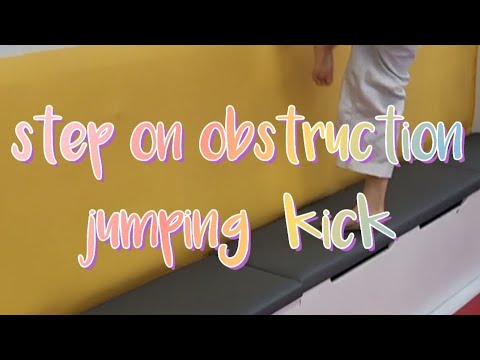 step on obstruction jumping kick/STG시범단 장애물 발차기 연습 - YouTube