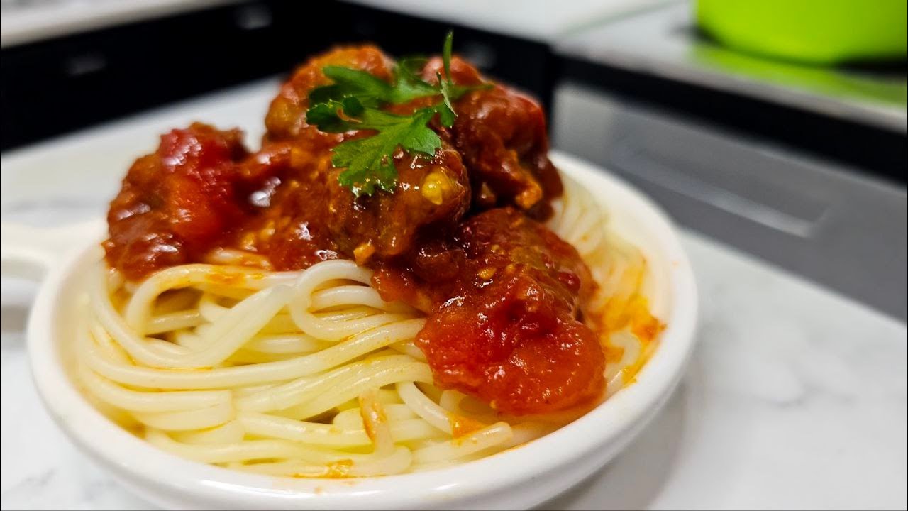 Try This Mini Classic Spaghetti with Meatballs for a Tasty Italian Dish ...