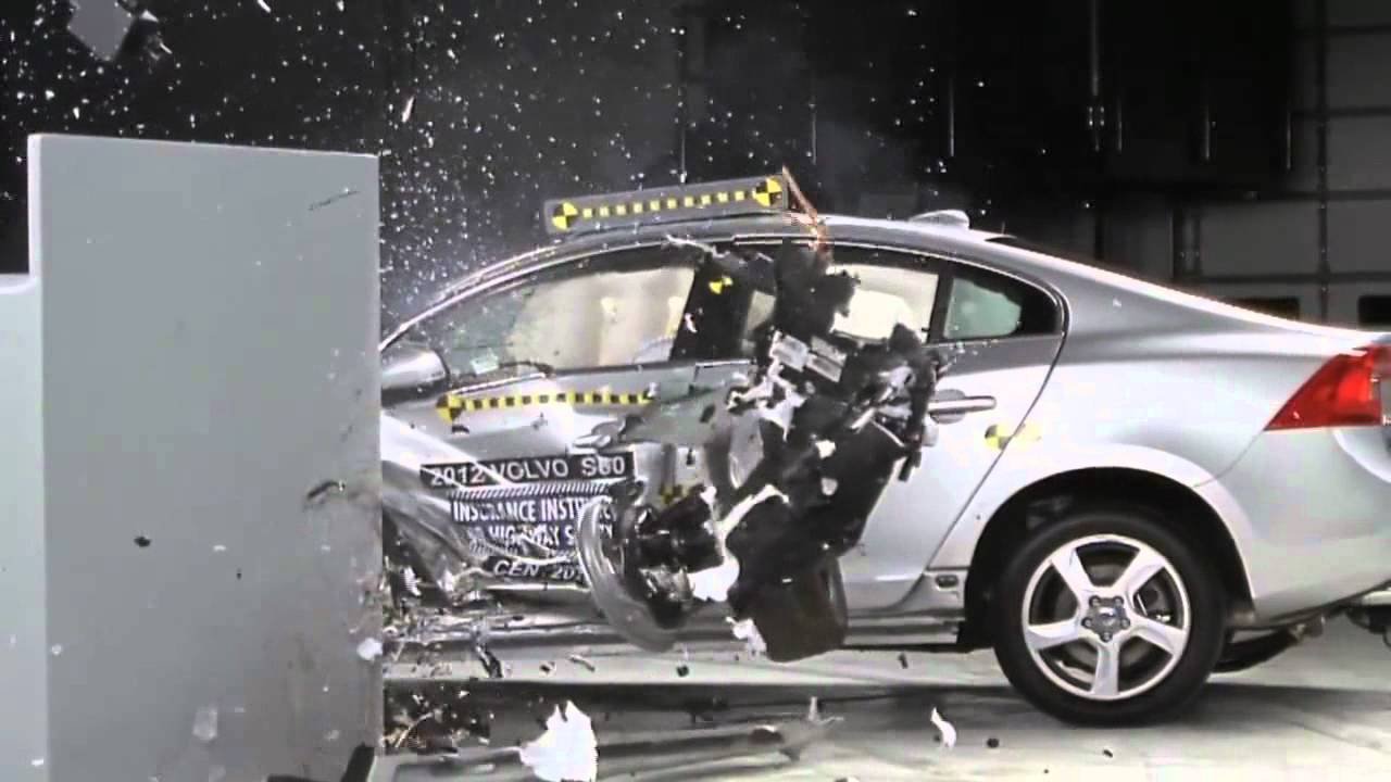 2011-2018 Volvo S60 IIHS Small Overlap Frontal Crash Test - YouTube