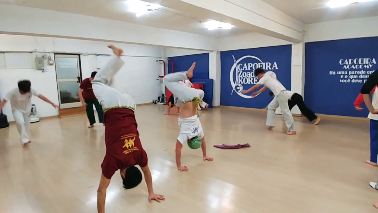 Capoeira basic movement training(까뽀에라 기본동작 연습) - YouTube