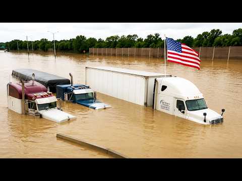 Indiana, USA Struck by Severe Flash Flooding!🌊 Roads Turn Into Rivers, Homes & Vehicles Underwater