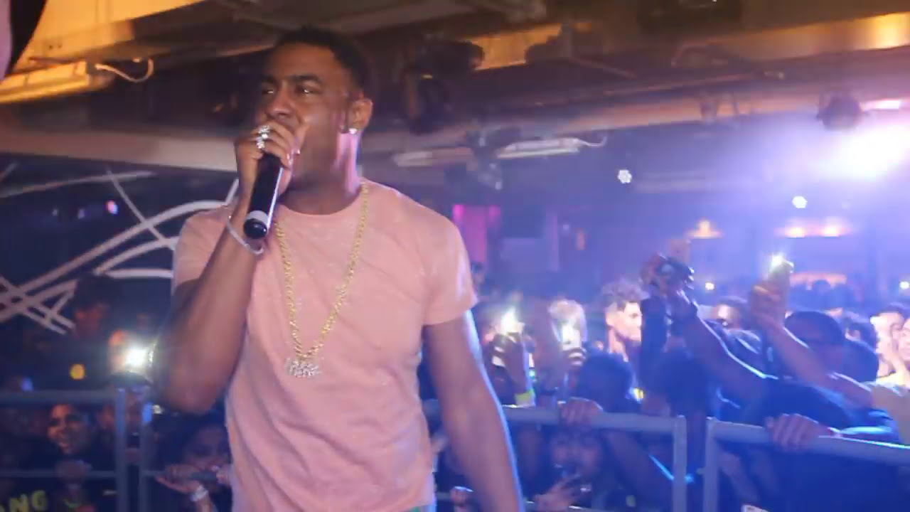 Rapper CBiz Arrives at Brunel Uni West London - YouTube