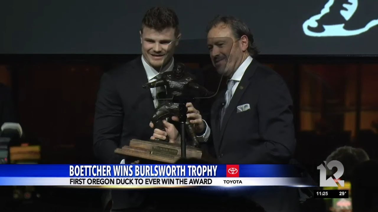 Bryce Boettcher wins 2024 Burlsworth Trophy - YouTube