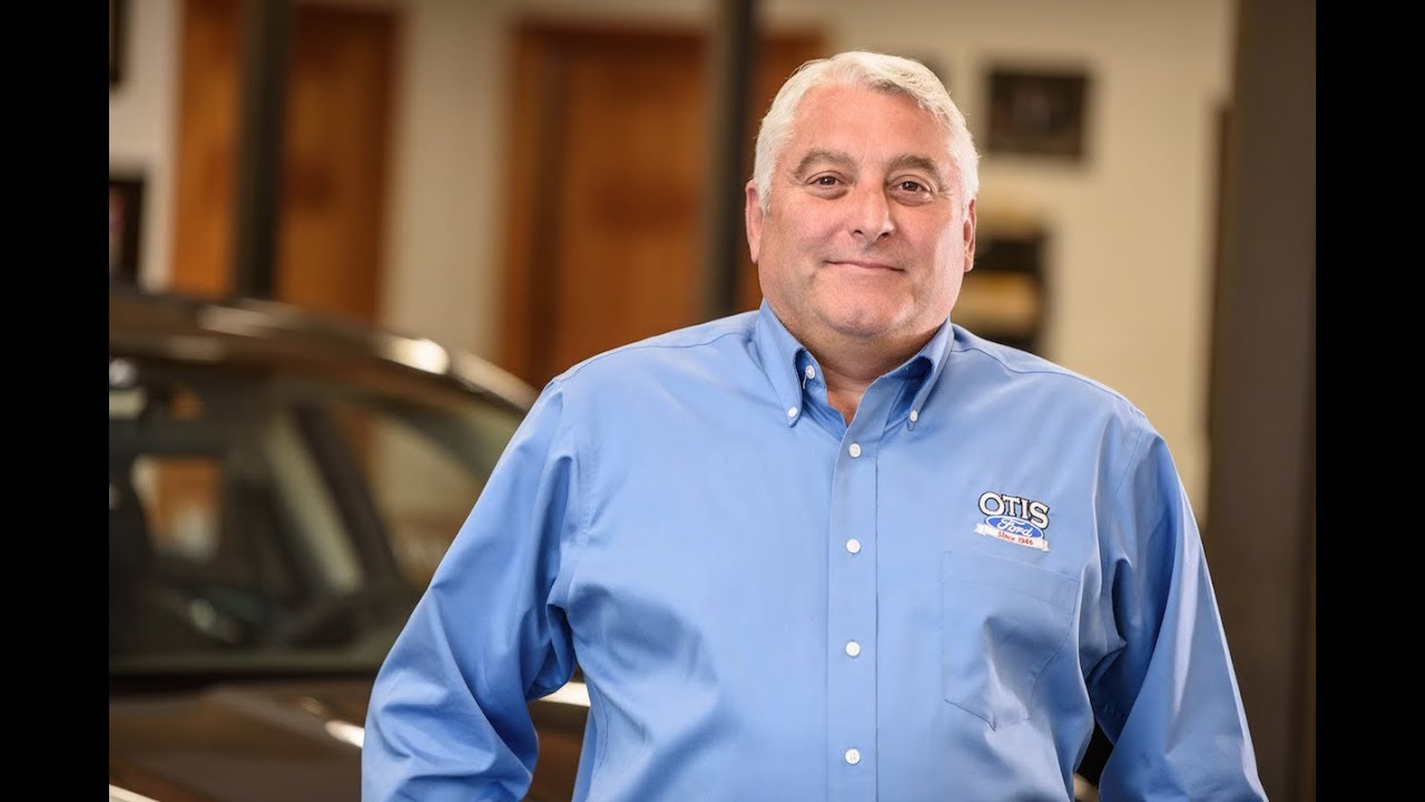 Why do customers prefer Ford vehicles? - Mike Curreri - YouTube