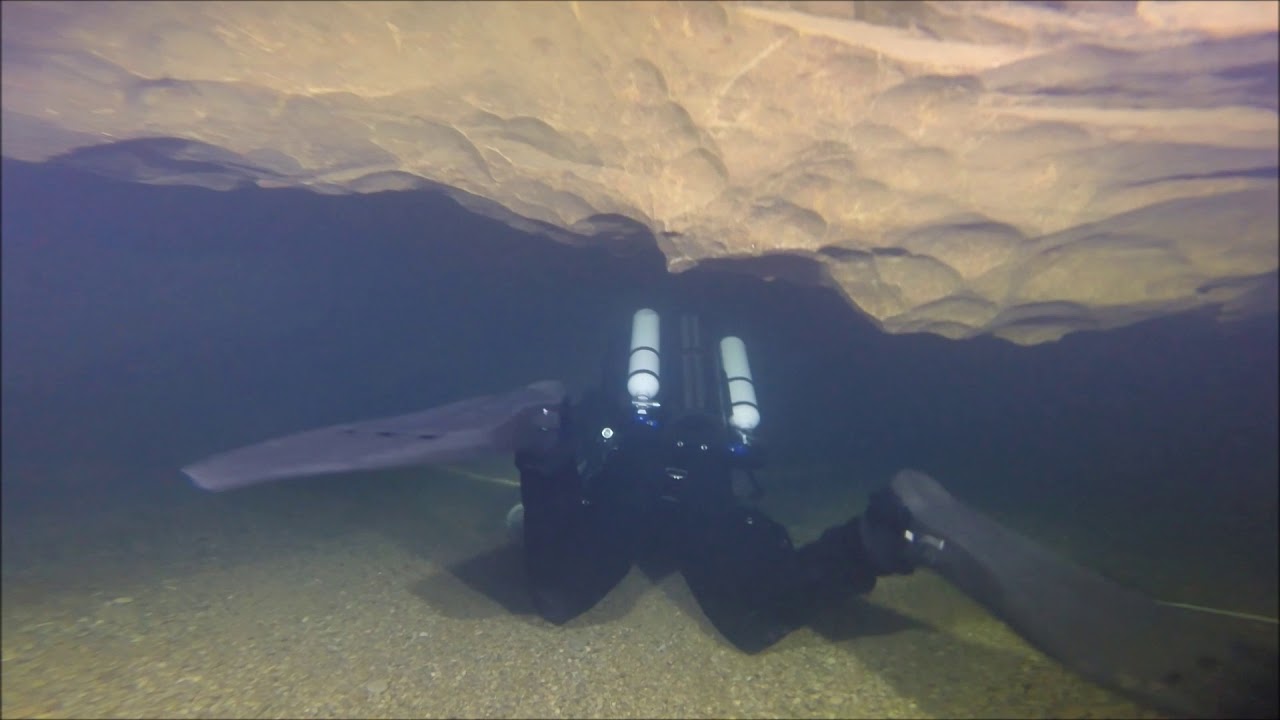 Cave diving St George France Lot 2017 - YouTube