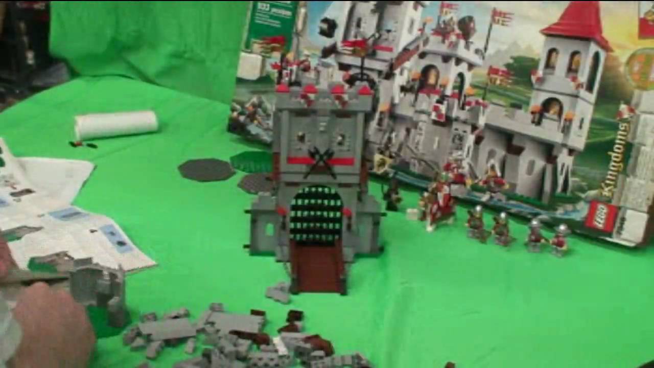 2010 LEGO Kingdoms - King's Castle (7946) Build - Sneak Peak - YouTube