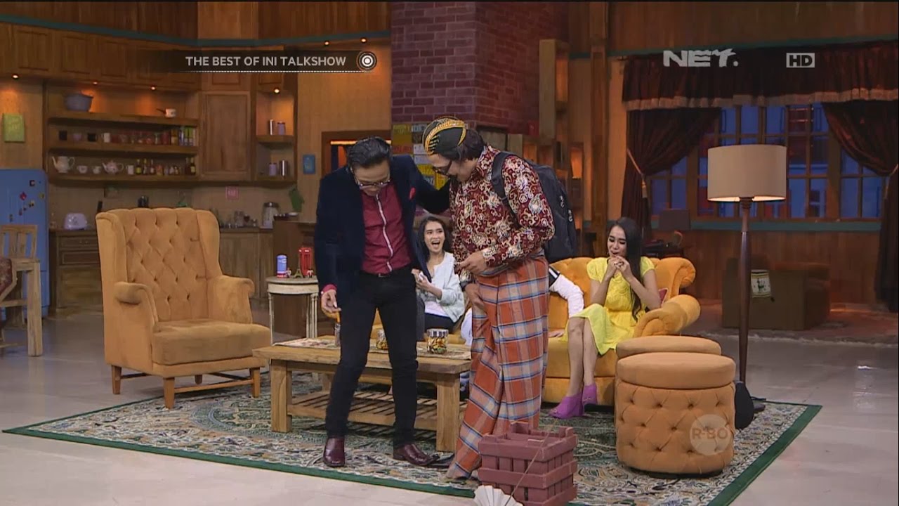 The Best of Ini Talkshow - Andre Nangis kakinya Diinjak Sule - YouTube