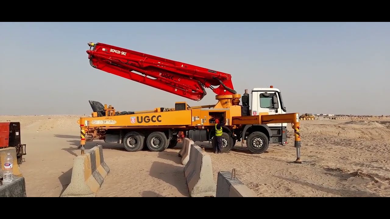 Casting Concrete On A Tower Crane Foundation - YouTube