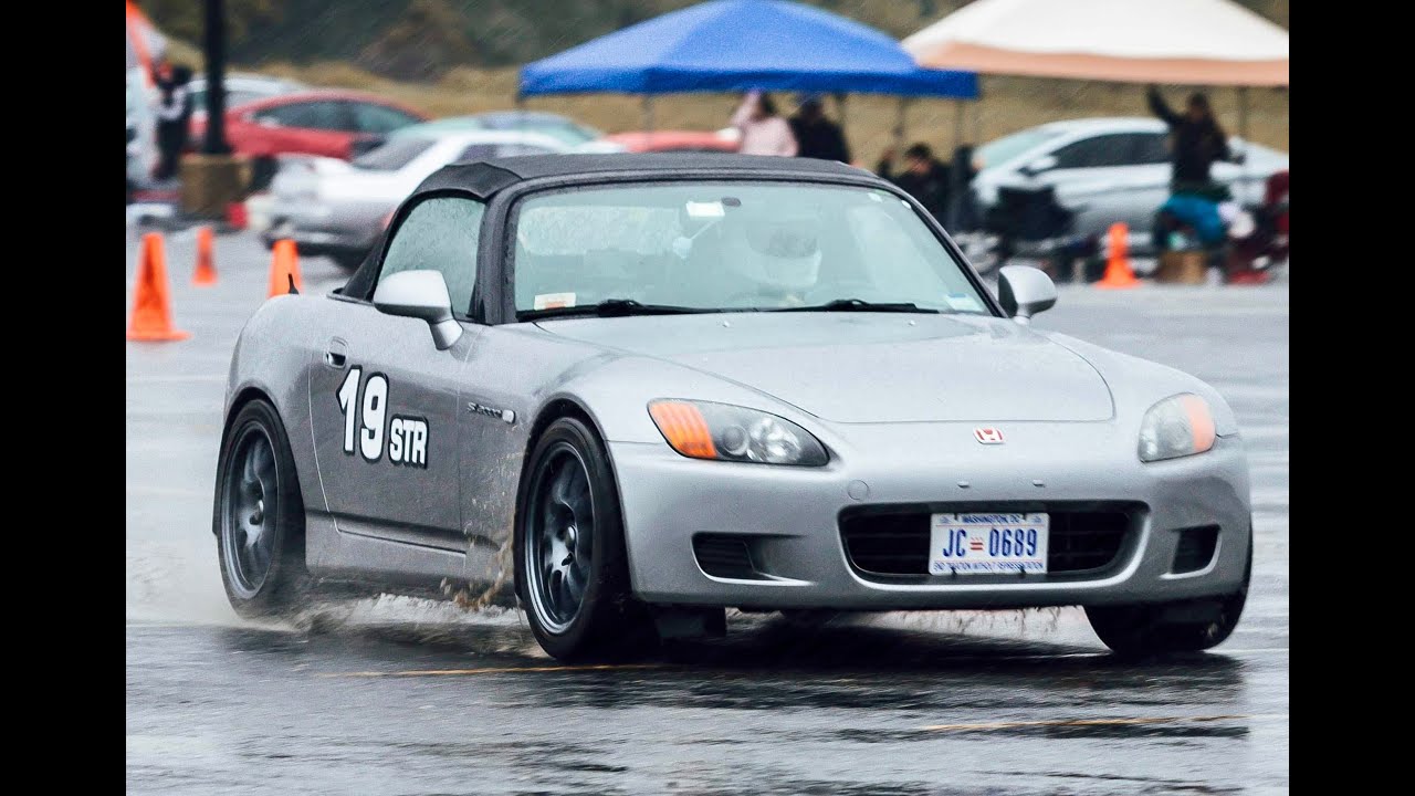 Autocross in the rain in an S2000 - YouTube