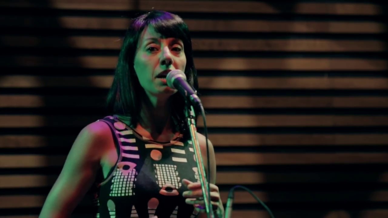 Flor Otero CCK Encuentros con Músicos Populares Argentinos - YouTube