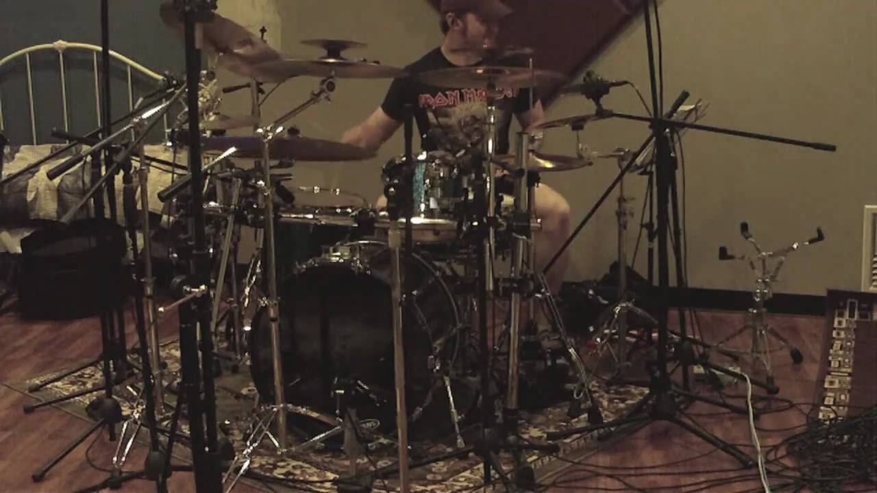 Gabe Marshall records with Suspyre (w/ scratch guitars and keys) - YouTube