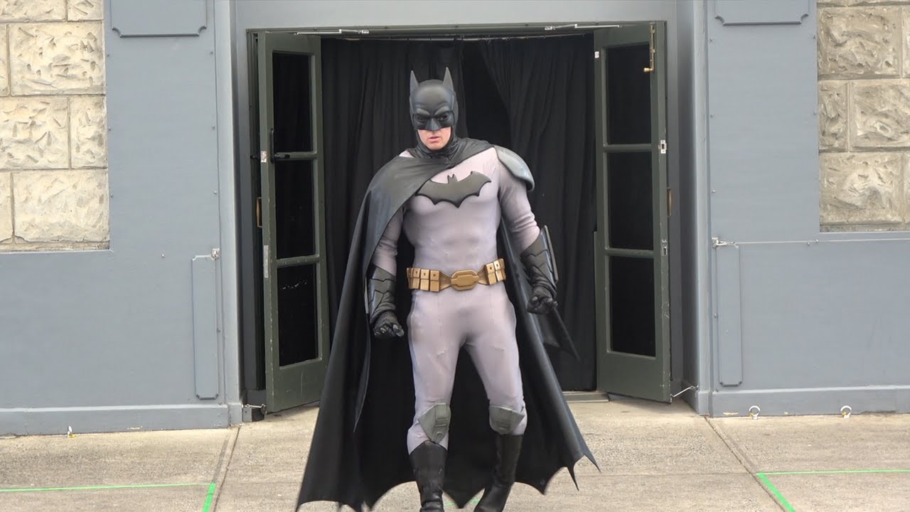 Batman Live Show! Movie World Gold Coast - YouTube