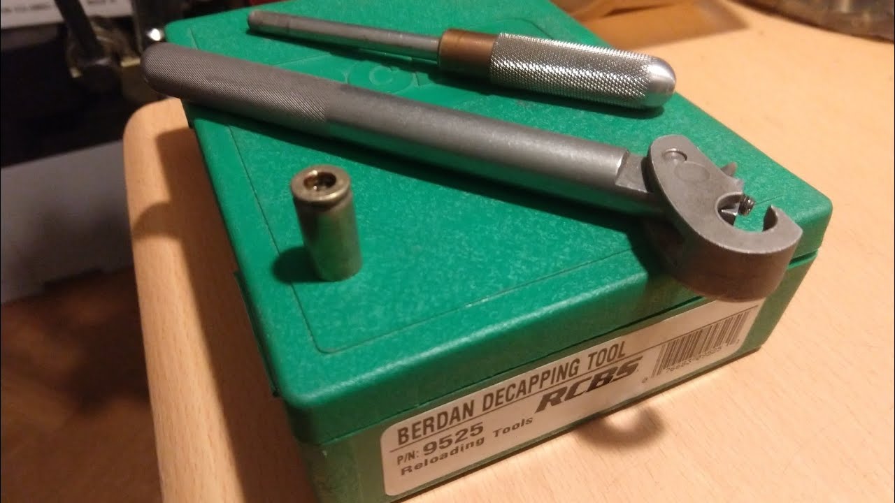How to use the RCBS (9525) berdan decapping tool - YouTube