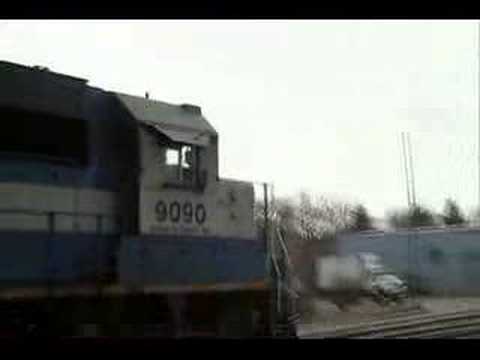 EMD 9090 Leads Cool Lite Power Consist!!! - YouTube