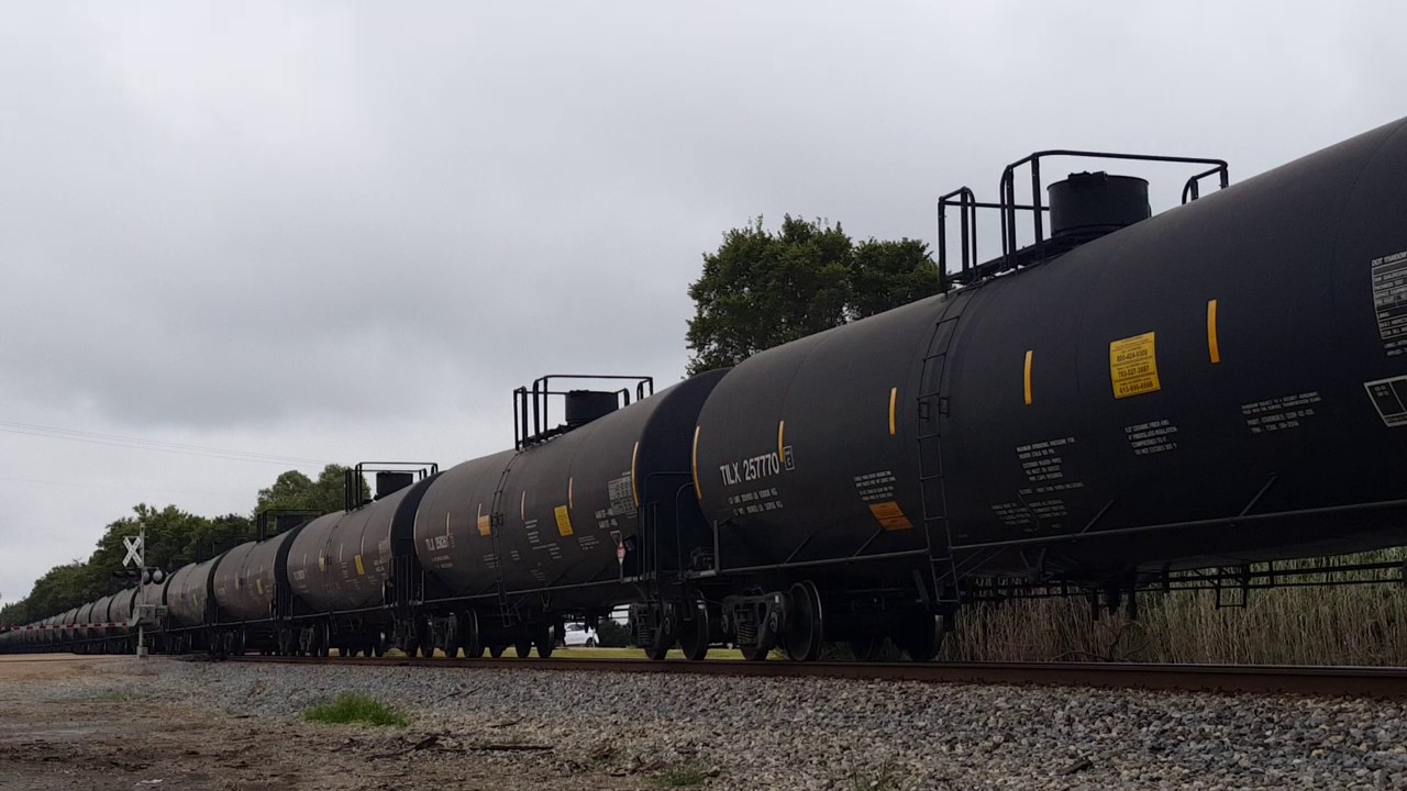 KCS 4144 Freight Train - YouTube