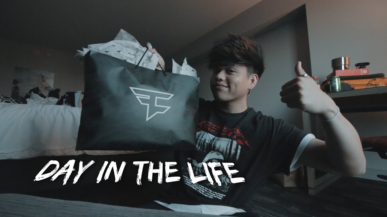 Day In The Life Of A FaZe1 Top 20 Contestant | Cloaser - YouTube