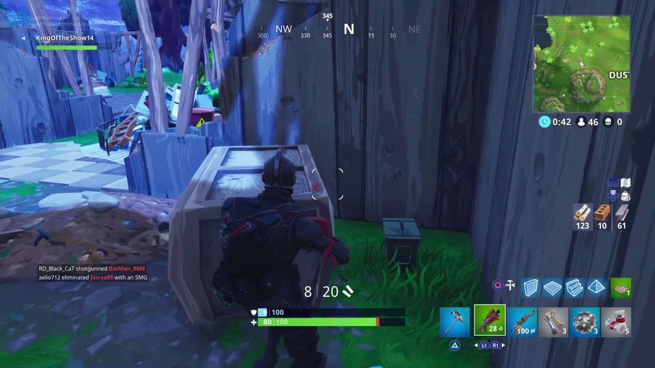 Fighting GHOSTS in Fortnite - YouTube
