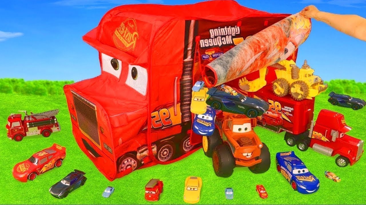 Box full of Model Car Jaguar, Nissan, Audi, Maserati, Peugeot, Volvo ...