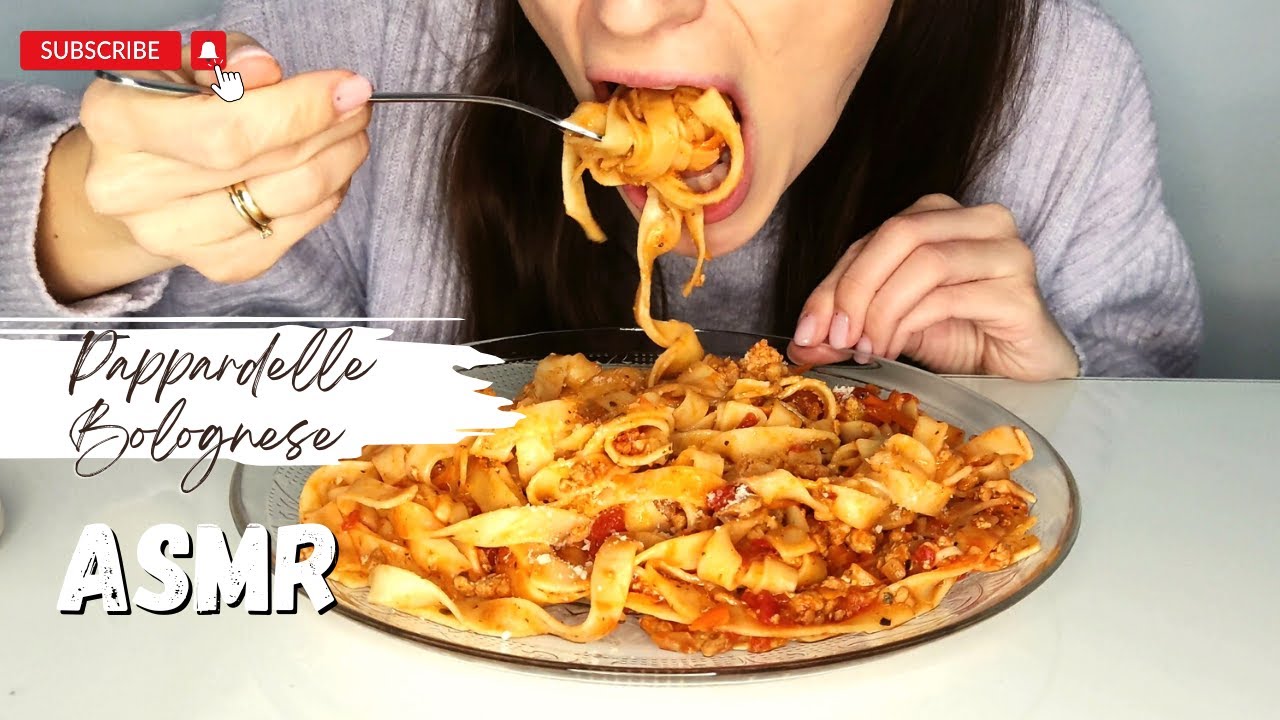 ASMR PASTA BOLOGNESE I MUKBANG I MEG EATS I EATING SOUNDS I NO TALKING ...