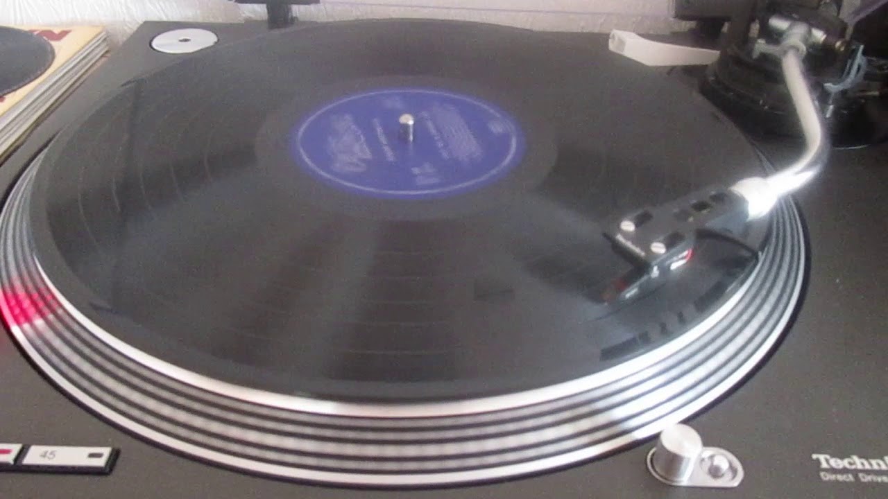 Roger Westbrook - Rawtenstall Annual Fair - YouTube