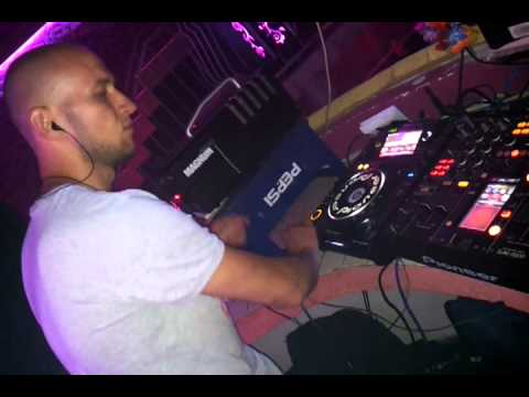 MARIO DEE JAY B-DAY PARTY FREEQ LIVE @ARENA KOKOCKO 2013:07:13 22:16:45 ...