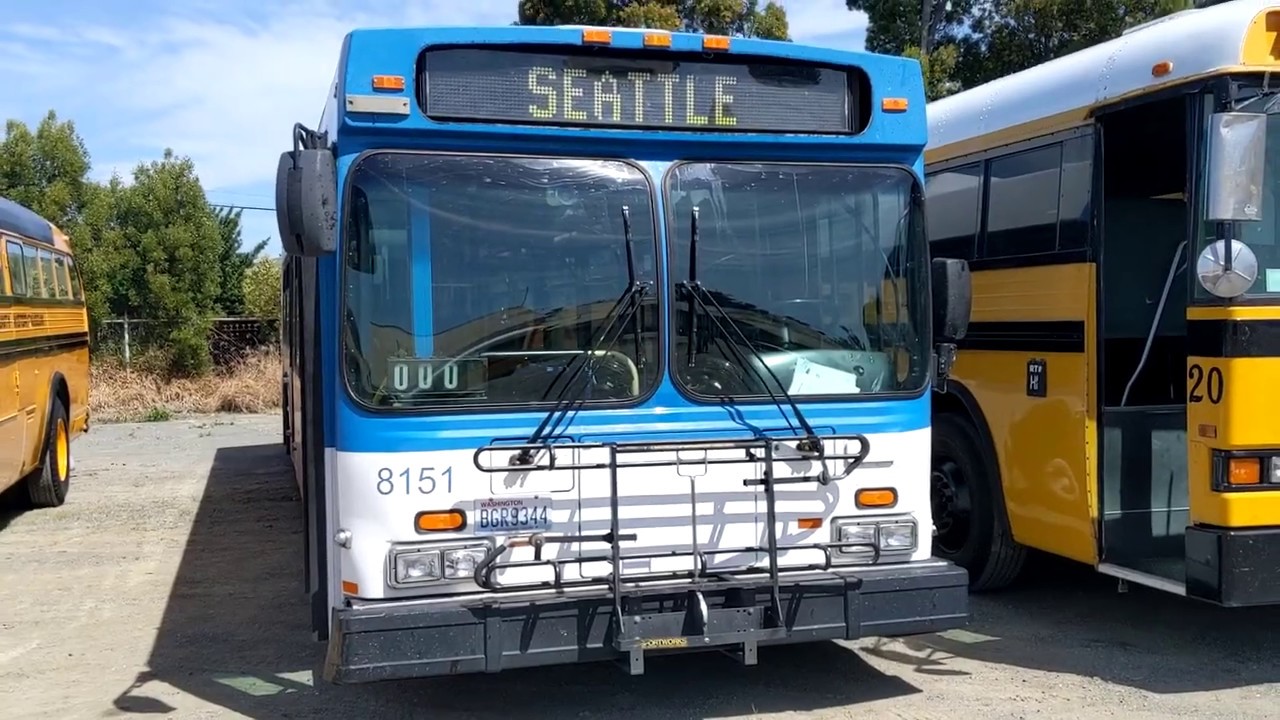 1998 New Flyer D40LF City Bus Tour - YouTube