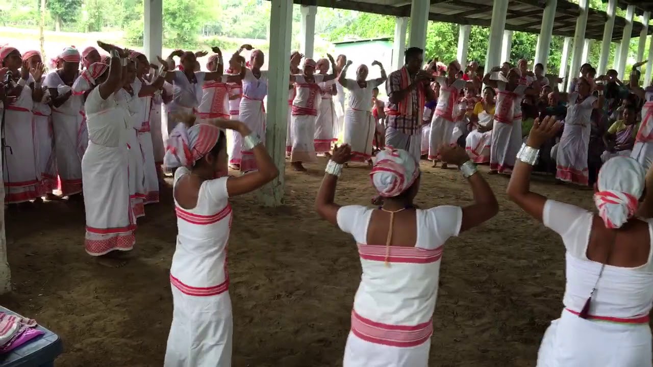 Deori Bihu at Deuhal at Borderigaon,Narayanpur. - YouTube