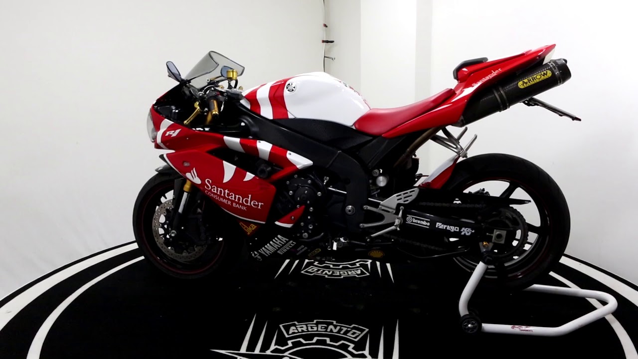 YAMAHA R1 SANTANDER - YouTube