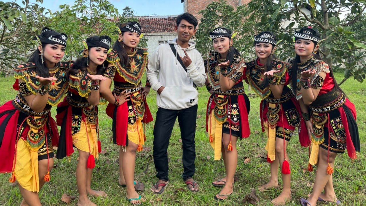 Kreasi Terbaru Jaranan Sentherewe Putri A1 Squad x SURYO KRIDO BUDOYO Beji Tulungagung 2023 ...