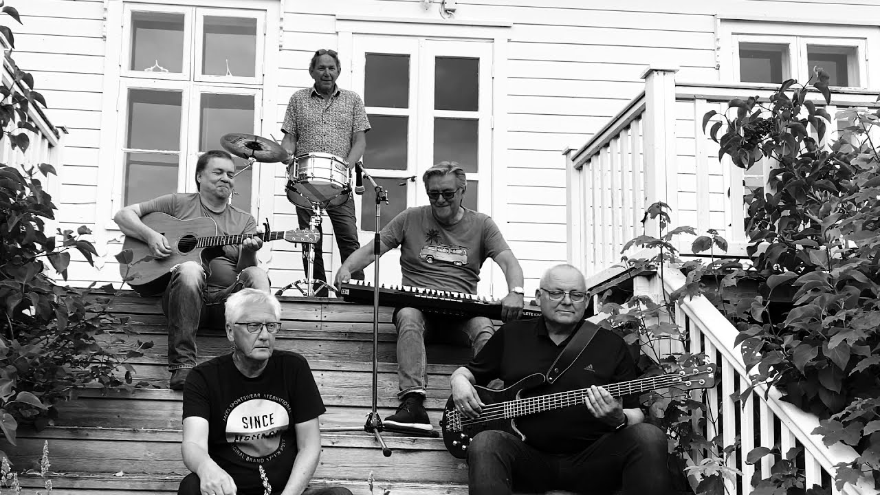 Tell Me Why (Wynonna Judd) Covered by The ZOOM Band - YouTube