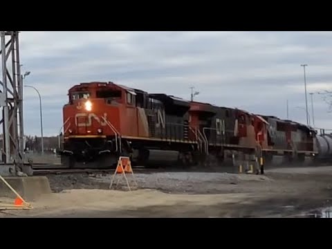 Rare Stuff on The Rivers Sub w/ BCOL Dash 9, Ex-CREX Unit, P&H Hoppers ...