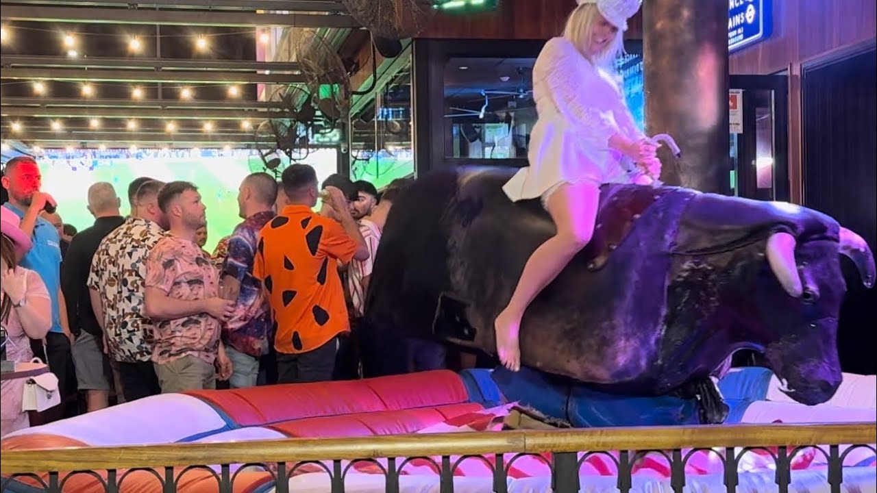 Mechanical bull riding April 28th 2024 in Benidorm Spain 🇪🇸 - YouTube