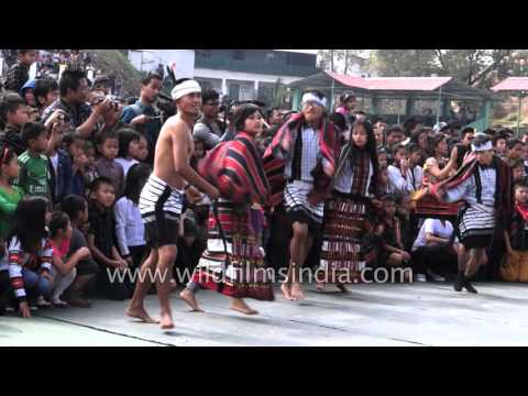 Khuallam - Dance of Mizo tribe - YouTube