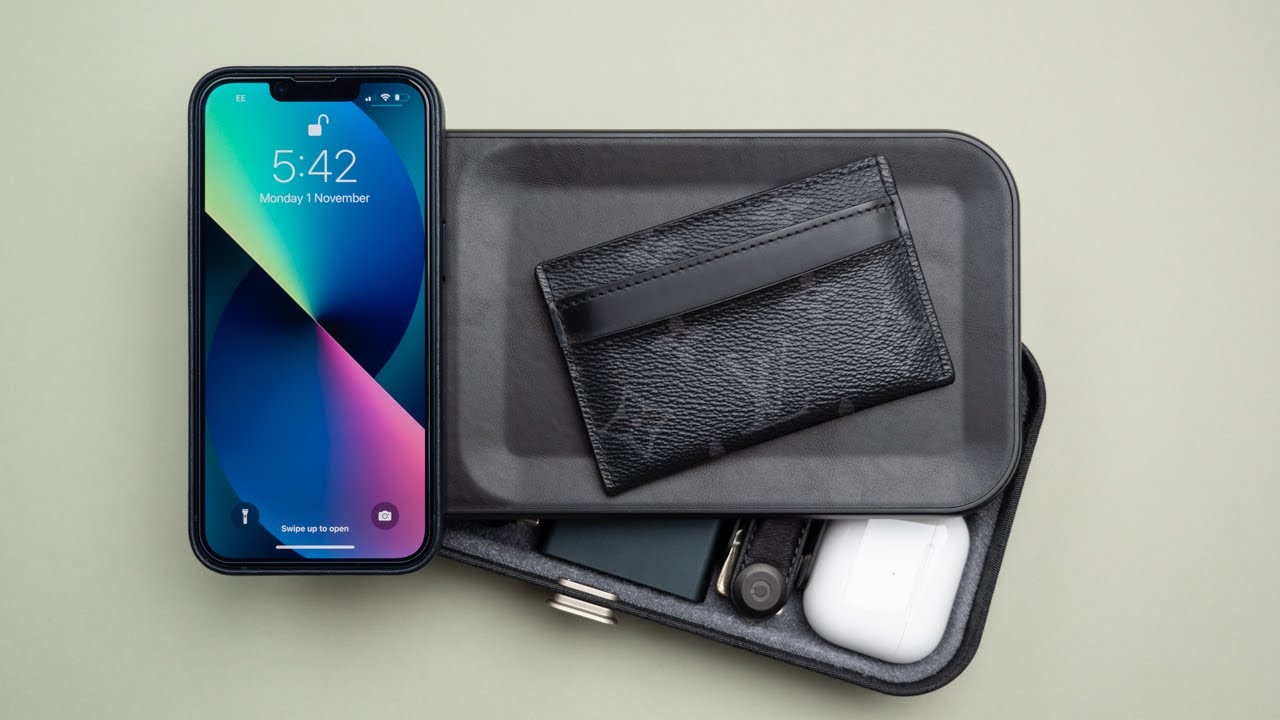 Best iPhone 13 Accessories! (Case, Screen Protector and Charging Base ...