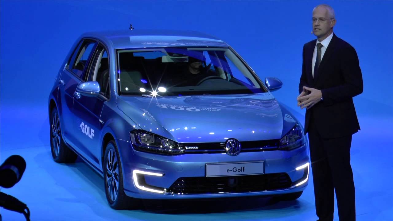 Volkswagen eGolf, Design Vision GTI and Cross Blue Coupe - YouTube