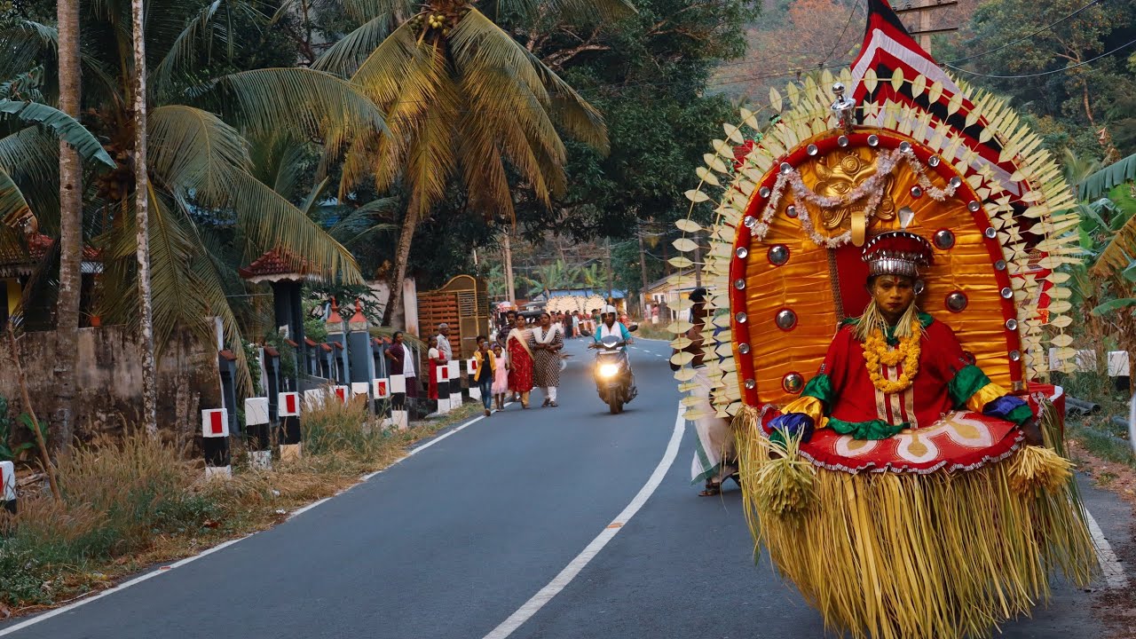 Kerala Temple Procession : Artificial Elephant, Floats, Theyyam ...