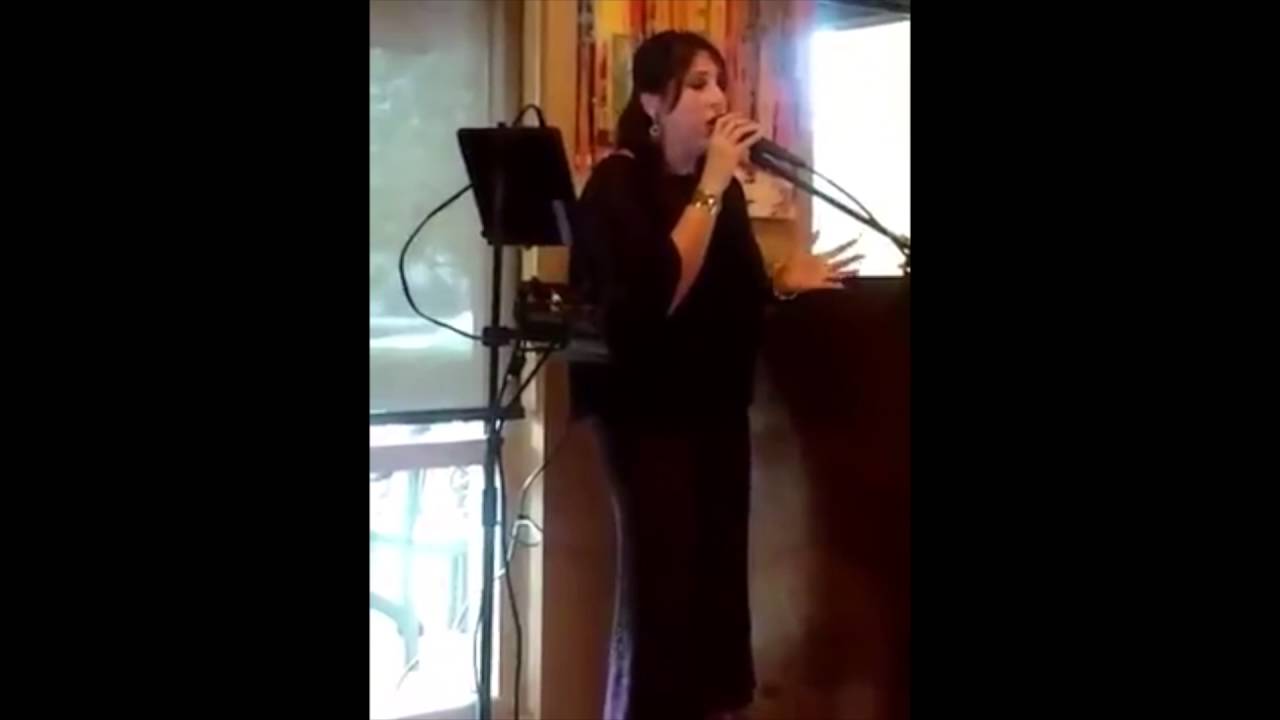 Shannon Rae, Landslide, Fleetwood Mac cover - YouTube