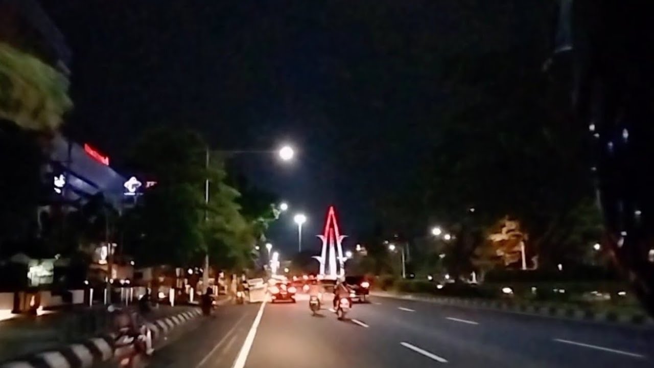 keindahan malam hari di jalan - YouTube