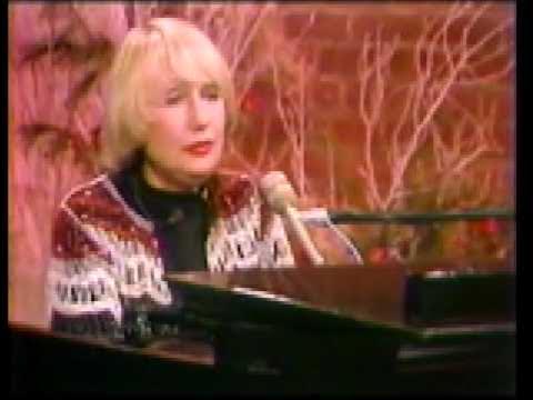 Blossom Dearie performs Lucky To Be Me - YouTube