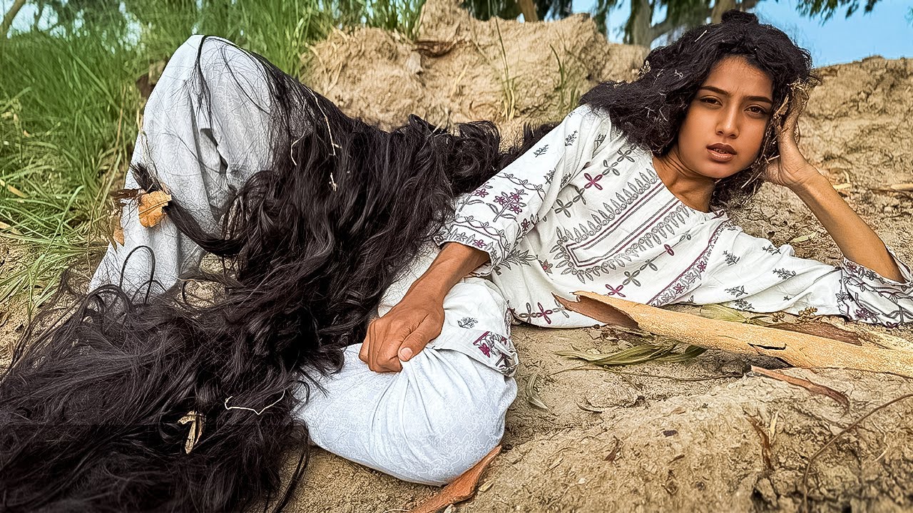 Hair 3.1 METERS Long!! 😢 Innocent Girl Finally Gets Her First Haircut ...