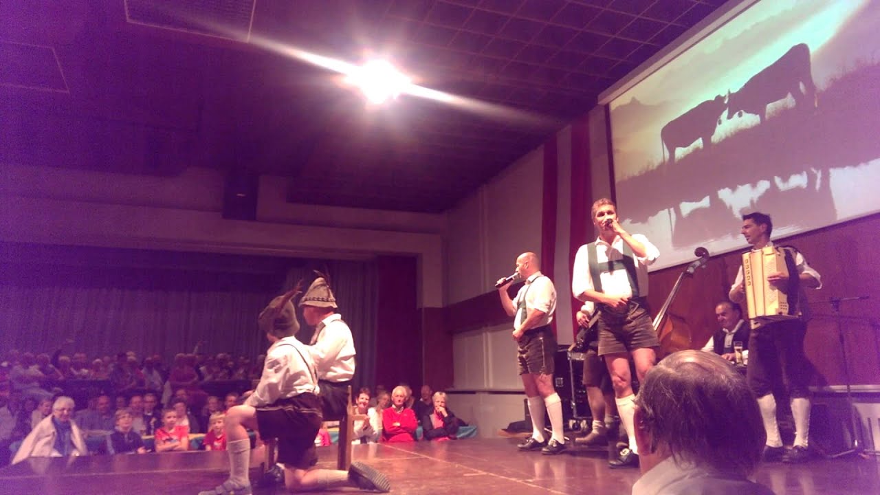 Slap dance, 1 - YouTube