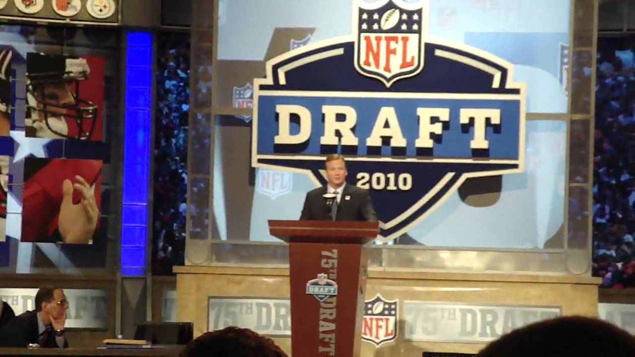 2010 NFL Draft Roger Goodell opening comments.MP4 - YouTube