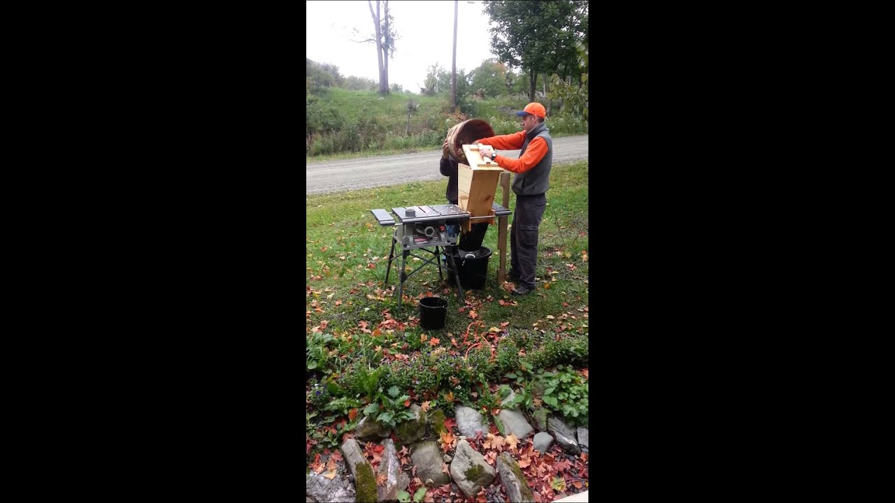 10,000 rpm apple grinder. - YouTube