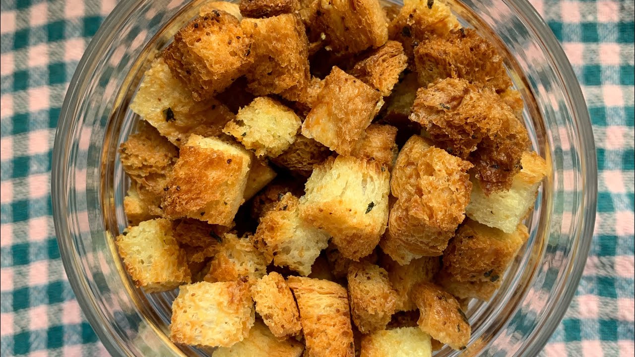 Kruton Nasıl Yapılır? | How to Make Crouton? - YouTube