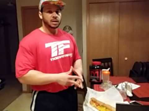 Eating at healthy at Subway - YouTube