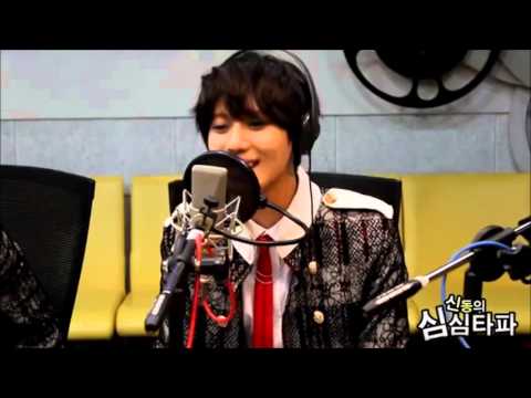 Taemin singing 'Colorful' Live (AMAZING) - YouTube