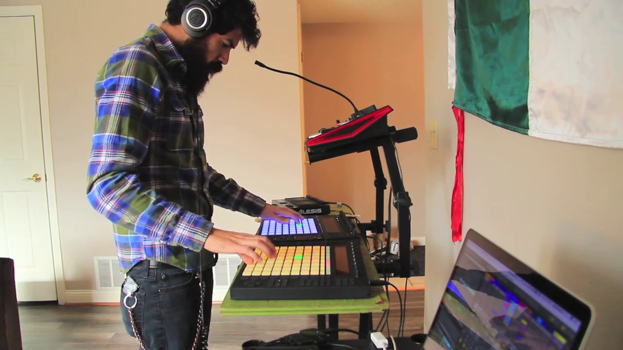 Ableton Push 2 and Push 1 Performance #3 by QuërVo - YouTube